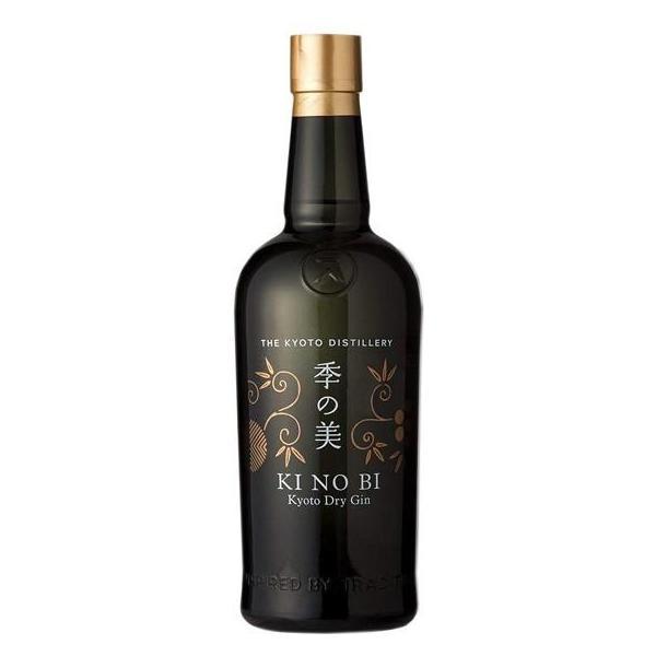 【内容量】700ml【アルコール分】45％【商品特徴】京都蒸溜所は歴史ある京都のクラフトマンシップに感銘を受け、2015年に京都に設立された日本初のクラフトジン専門の蒸溜所です。マイルドなお米のスピリッツをベースに、京都の農園で採れる旬の新...