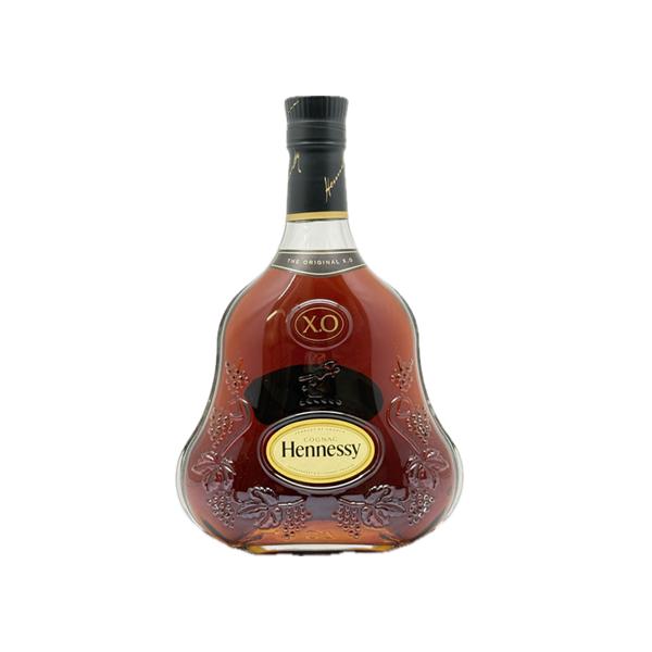 ヘネシーXO　正規　箱なしHennessy X.O 原産国：フランス容量：７００ｍｌ度数：４０度1870年、モーリス・ヘネシーにより世界で初めてコニャックの新しい格付けとして、X.O（EXTRA OLD）が誕生しました。リチャード・ヘネシー...