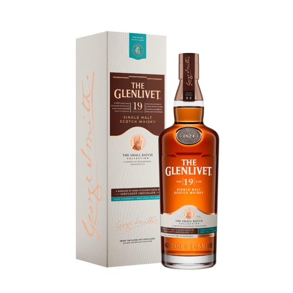 ザ・グレンリベット　スモールバッチ　19年　正規The Glenlivet Small Batch　19 YEAR OLD INDULGENT CHOCOLATE 原産国：イギリス容量：７００ml度数：57度◆ザ・グレンリベット スモールバ...