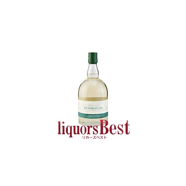 商品番号：3010036キングスバリー・ビクトリアン・バット・ジンの銘柄名は「ヴィクトリアの朝の樽」の意。その名のとおり、樽熟成による淡い琥珀色を帯びている。ただし、樽香はない。通常のジンよりも多くのジェニパーベリーを配合し、個性的な味わい...