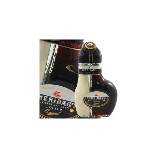 コーヒー・リキュール(333ml)、バニラ・クリーム・リキュール(167ml)と2：1の割合。 注ぎ口はそれぞれ別にあり、静かに注ぐと２層にすることが出来る。芳醇でコクのあるクリーム・リキュール。