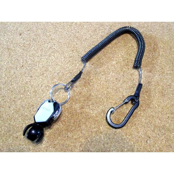 ライカー用のキーホルダー＆ランヤードです。紛失やキーの外し忘れを防止できます。使用例の写真のようにカラビナ側に純正のキーキャッチャーを取り付けるとさらに便利です