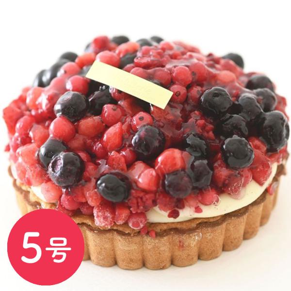 サクサクに焼き上げたタルトにオリジナルジャージー牛乳使用のホワイトカスタードクリームをたっぷり入れています。ベリーはストロベリー、ラズベリー、ブルーベリー、クランベリーの4種を使用しています。■配送不可地域：なし■温度帯：冷凍■賞味期限：1...