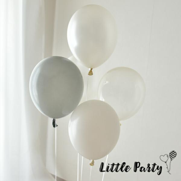 ◆商品内容◆ゴム風船5枚ブルーグレー：1枚パステルホワイト：1枚メタリックホワイト：2枚クリア：1枚予備：各色1枚◆商品説明◆ ゴム風船ミックスカラー5枚セット膨らますだけで簡単にデコレーションのメインとしてお使い頂けるバルーン。パーティー...