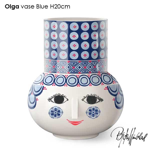 ビヨン・ヴィンブラッドの花瓶は魅力的なモチーフが特徴のエレガントな装飾の磁器製のフラワーベースです。「オルガ」は明るい笑顔、赤らんだ頬、そして色鮮やかな装飾を持つ花瓶です。花瓶の形になっても、人間として、そしてアーティストとして、ビヨン・ヴ...