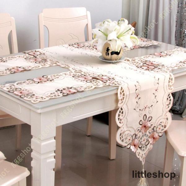 ★テーブルの中央にさらりと敷きこむだけで、ぐっとお洒落な雰囲気を作り出してくれるテーブルランナー。★柔らかく、耐久性があり、環境に優しい、ガラスや陶器の食器、花瓶なども安心して置けます。★テーブルを傷や汚れから守り、敷くだけで明るい雰囲気に...