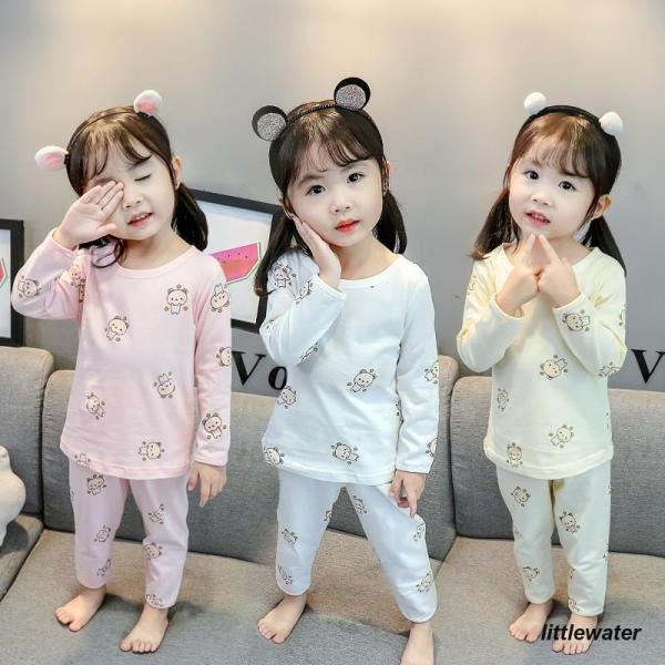 クマや星のデザインが可愛く、温かみのあるカラー３種類が揃ったセットアップパジャマ【サイズについて】画像をご参照下さい。【素材について】綿混【カラーについて】生産ロットにより柄の出方や色の濃淡が多少異なる場合がございます。お使いのモニターや撮...