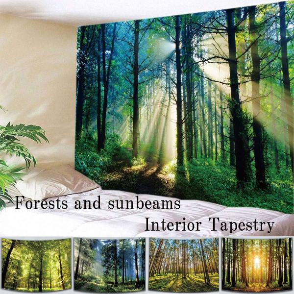 ●飾り付けるだけでお部屋の雰囲気をガラっと変える森林に降り注ぐ木漏れ日デザインタペストリー●【サイズ】約150×130cm   【付属品】フック付き (クリップ 留め具)●デザインを変えるだけで雰囲気の違うお部屋に。不要不急の外出自粛・ステ...