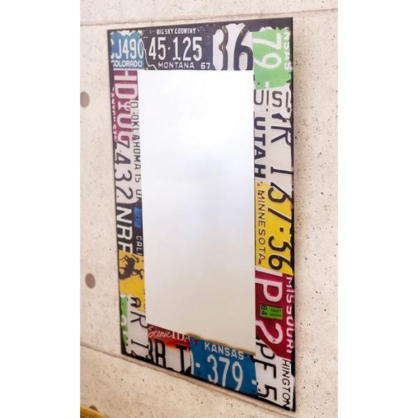 【メーカー直送品：宅配便発送・送料別（代引× 後払× 同梱× ラッピング× 対応不可）】ユニークで楽しい壁掛けミラーです。アメリカのルートサインのデザインに、さらにフレームにはクルマのナンバープレートがプリントされています。全体はわざとさび...