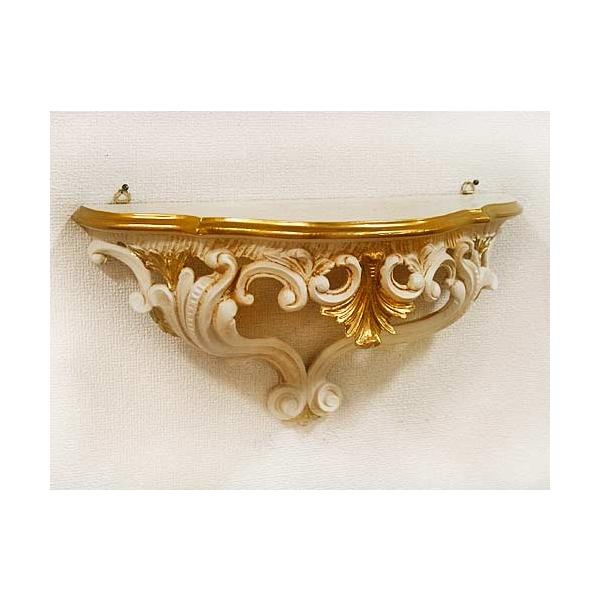 【メーカー直送品：宅配便発送・送料別（代引× 同梱× ラッピング× 対応不可）】イタリアの有名な樹脂メーカーの壁掛けコンソールです。   ヨーロッパ伝統のクラシカルなデザインです。   まるで彫刻のような装飾にゴールドのアクセントで高級感が...