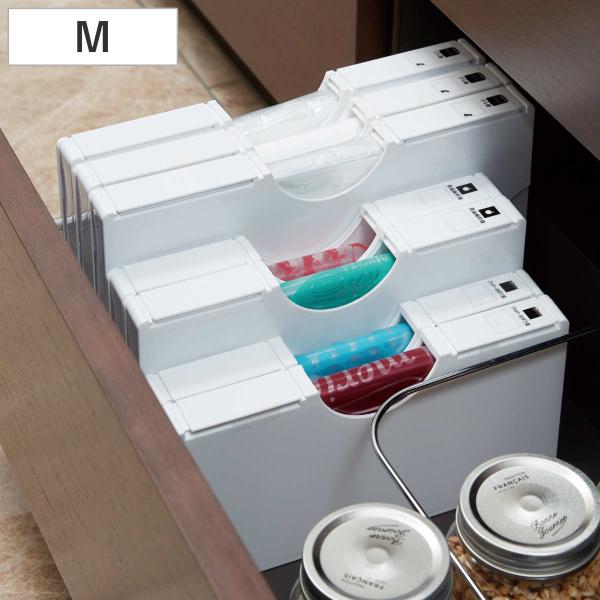 サイズ/約幅29×奥行19×高さ3cm内容量/1個材質/本体：ポリプロピレンマグネット：異方性フェライトゴム磁石生産国/日本製耐熱温度/100度耐冷温度/-20度耐荷重/2kg●ゴミ袋や保存袋の収納に便利な専用ホルダーです。●タテ・ヨコ自由...