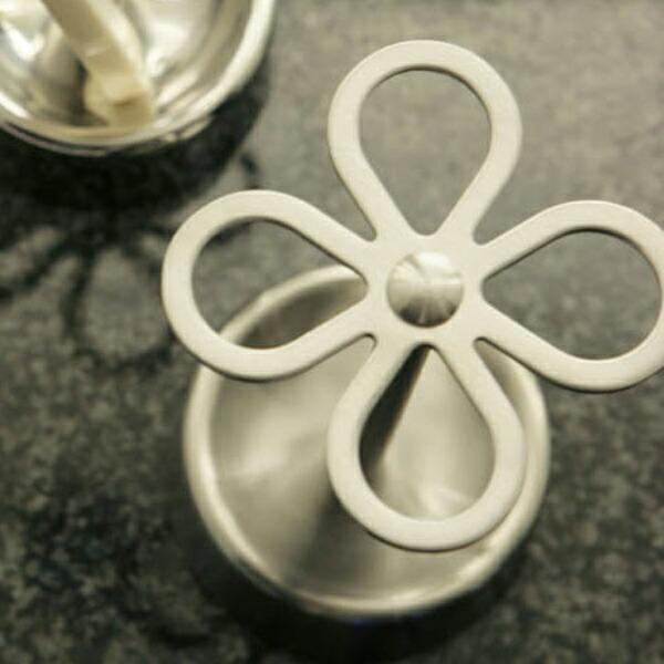 お花をモチーフにしたユニークなステン仕上げの歯ブラシホルダーです。歯ブラシは４本までスタンドが可能で、それぞれが密着しない構造なのでとても衛生的です。錆びにくく丈夫なステンレススチール製です。気になる汚れもサッと洗えてお手入れも簡単です。フ...