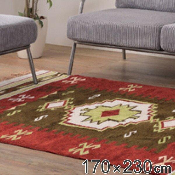 キリムとは遊牧民たちが織る平織りの敷物です。幾何学モチーフはさまざまな意味を持ち、織り手の思いが表現されています。独特な模様と美しい色彩は、敷く場所の印象を手軽に変えることができ、華やかにお部屋を演出してくれます。特徴のあるインド綿のチクチ...