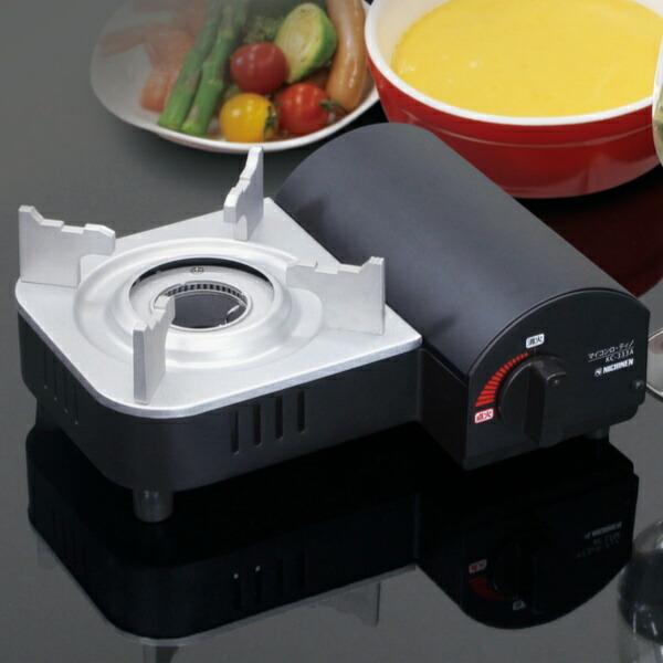 サイズ/約幅33.7×奥行28×高さ10.5cm重量/約1kg内容量/1台材質/本体、五徳、バーナーヘッド：アルミニウム合金ダイカスト汁受け：鋼板生産国/中国製●従来のミニコンロよりもさらに小さいカセットコンロです。●超小型サイズなので持ち...