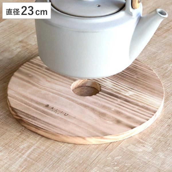 サイズ/約高さ1.5cm直径：約23cm内容量/1個材質/天然木（杉材）生産国/日本製●真ん中に穴の開いた、ベーグルのような形の鍋敷きです。●伝統的な焼杉加工を用いて表面を炭化させています。●焼杉加工することで耐久性が上がり、焦げや汚れが目...