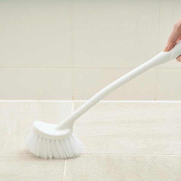 サイズ/約幅10.5×奥行6×高さ49cm重量/約95g内容量/1個材質/柄：ポリプロピレンブラシ：ポリプロピレン●持ちやすく軽い柄でしっかり洗える●浴槽をキズ付けずに洗える先割れ加工ブラシバス用品 フロ掃除 風呂掃除用 浴室掃除 ふろ掃除...