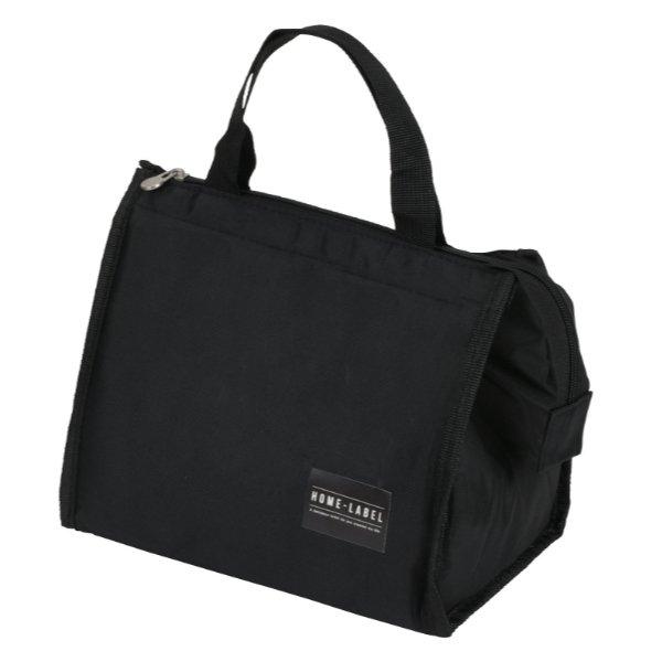 サイズ/約幅25×奥行15×高さ20cm（持ち手含まず）重量/約118g内容量/1個材質/表地・ネット・ベルト：ポリエステル裏地：PEVA中芯：ポリウレタンカラー/ブラック生産国/中国製●お弁当の持ち運びにぴったりな保冷ランチバッグです。●...