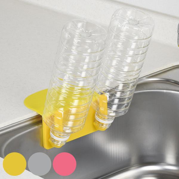 サイズ/約幅13×奥行10.5×高さ6.5cmフック部：約幅13×奥行3×高さ6.5cmシート部：約幅12.5×奥行7.5cm重量/約83g内容量/1個材質/フック部：ナイロン（耐熱温度180度　耐冷温度-20度）シート部：シリコーンゴム（...