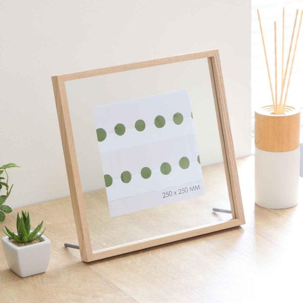 サイズ/約幅25×奥行2×高さ25cm重量/約590g内容量/1個材質/ナチュラル：ホワイトオーク、ペーパー、ガラスグレー：MDF、ウッドシート、ペーパー、ガラス種類/ナチュラル、グレー生産国/中国製●クリアな余白が写真を引き立てるCANシ...