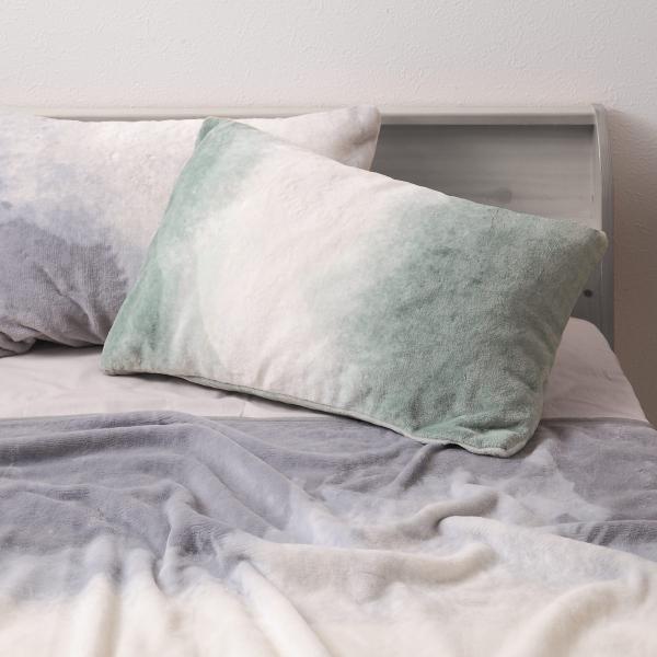 サイズ/約横63×縦43cm内容量/1枚材質/パイル糸（毛羽部分）：コットン100％地糸：ポリエステル100％種類/カーキ、グレー生産国/日本製洗濯/洗濯機使用可能●綿ニューマイヤー　「フルード・オブ・ライト」 ピローケース　63cm×43...