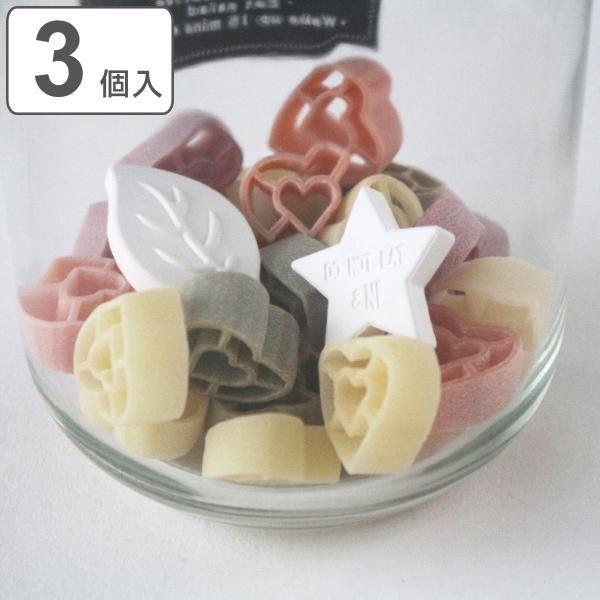 サイズ/star：横3×縦3×厚さcmleaf：横2.6×縦4×厚さ0.6cm内容量/3個入り材質/珪藻土種類/star、leaf生産国/中国製●いつもサラサラな状態をキープ●天然の高い調湿性で安心して使える●繰り返し使えてエコ●便利な3個...