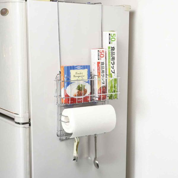 サイズ/約幅32×奥行8.5×高さ62cm重量/約0.83kg内容量/1個材質/本体：鉄（クロムめっき）保護ゴム：シリコーンゴム吸着盤：塩化ビニル生産国/中国製耐荷重/約5kg●キッチンをすっきり収納して快適な空間にする「ストレージセレクト...