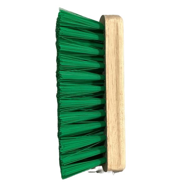 サイズ/約幅6×奥行16.5×高さ7.5cm内容量/1個材質/毛：ポリ塩化ビニル（PVC）台：木製生産国/日本製●ブラシはPVCなので毛が硬く、コシが強いのが特長です。●木製の持ち手が手に馴染みやすくお掃除しやすいです。●玄関床・コンクリー...