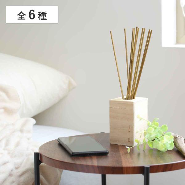 サイズ/約幅5.8×奥行5.8×高さ9cmスティックの長さ：約23cmパッケージサイズ：幅6.2×奥行6.2×高さ24cm容量/約50ml内容量/1個種類/沈香、ひのき、サクラ、キンモクセイ、白檀、リンドウ生産国/日本製●置くだけで和の香り...