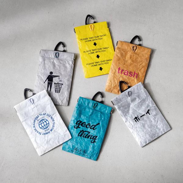 サイズ/約幅10×高さ16cm内容量/1個材質/ポリエチレン種類/SIGNWHITE、SIGNGRAY、TRASH、MESSAGE、ポーイ、GOODTHING生産国/中国製●外出先のちょっとしたゴミを入れることができる携帯ゴミ箱です。●かわ...