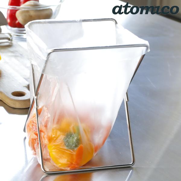 サイズ/約幅13×奥行14×高さ17cm収納時サイズ：約幅13×奥行4×高さ21.5cm重量/約140g内容量/1個材質/ステンレス生産国/中国製●開閉できるステンレス製ポリ袋スタンドです。●保存袋を掛けて食材の移し替えもスムーズにできます...