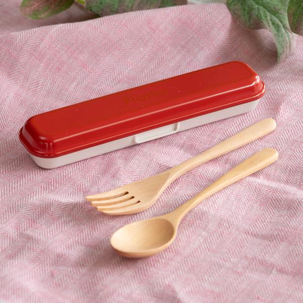 サイズ/約幅17×奥行4×高さ2.6cmスプーン・フォーク：約長さ15.5cm内容量/1個（スプーン・フォーク・ケース）材質/スプーン・フォーク：木製ケース：ABS種類/アイボリー、グレージュ、チャコール、ミント、レッド生産国/中国製食器洗...