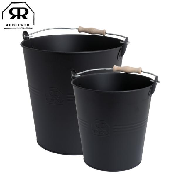 サイズ/（5L）直径：約22cm、高さ：約22.5cm（10L）直径：約27.5cm、高さ：約28cm内容量/5L、10L各1個材質/本体：亜鉛メッキ、ハンドル：天然木生産国/中国製●昔ながらのブリキでできたバケツです。●ブリキは使い込むほ...