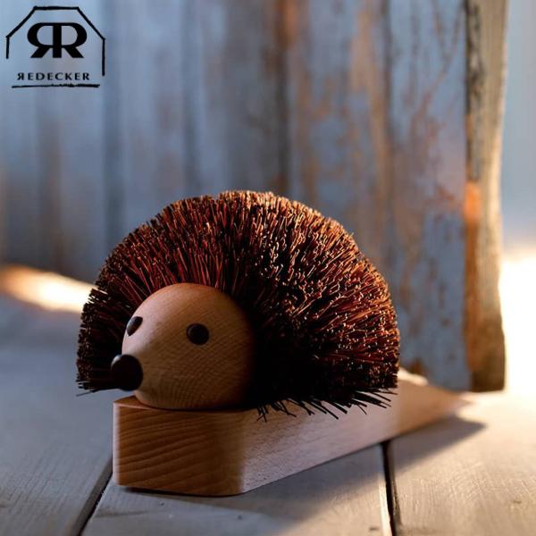 サイズ/約横12×縦26cm内容量/1個材質/ヤシ繊維、ブナ生産国/ドイツ製●ドイツ老舗ブラシメーカー「REDECKER」のドアストッパーです。●天然木のぬくもりを感じるデザインです。 ●ハリネズミはヨーロッパでは幸運の象徴とされています。...