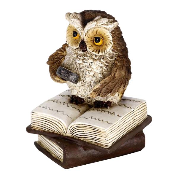 サイズ/約幅8.5×奥行7.5×高さ9.5cm材質/レジン●幸せを招く鳥、フクロウのオーナメントです。●フクロウは、「福が来る」、「不苦労」などと縁起物として親しまれている鳥です。●素材はレジンなので軽く、どこにでも気軽に飾る事が出来ます。...