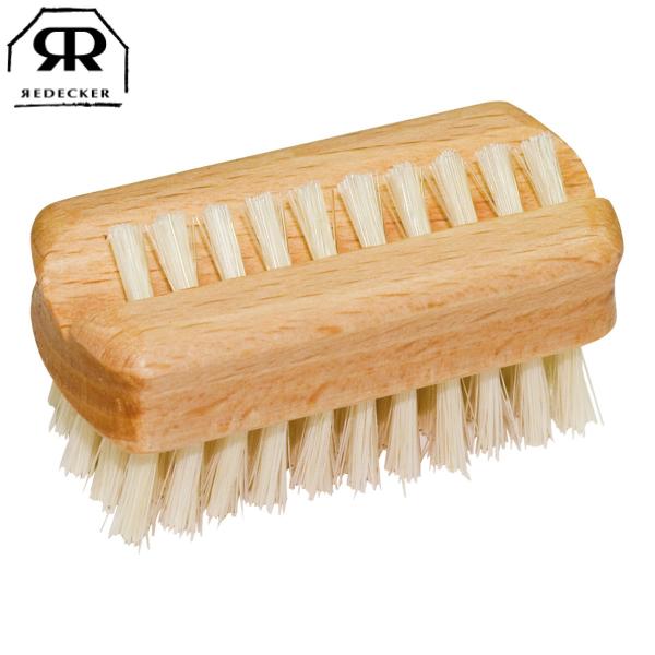 サイズ/約幅6×高さ2.9cm重量/約18g内容量/1個材質/ビーチ、豚毛生産国/ドイツ製●ドイツ老舗ブラシメーカー「REDECKER」のネイルブラシです。●爪の奥に入った汚れを落とすのに便利です。●携帯に便利な小さめサイズです。ハンドブラ...