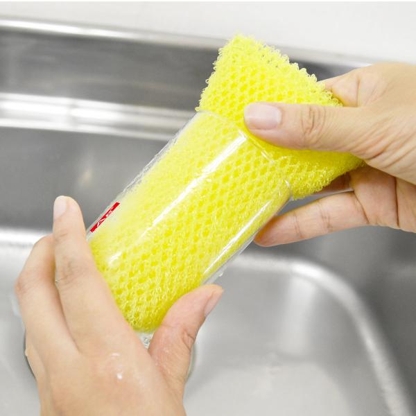 サイズ/約横8×縦13cmフック：約幅3.1×高さ3.1cm内容量/1個付属品：フック材質/本体：ポリエステル、ナイロン、ポリウレタンフォームフック：ポリプロピレン生産国/日本製●純銀を特殊加工した糸ミューファンを使用したスポンジです。●黄...