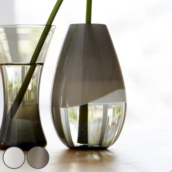 サイズ/約高さ13cm直径：約8cm口径：3.5内容量/1個材質/ガラス種類/ホワイト、グレー●スタイリッシュな2トーンカラーの一輪挿しです。●ペアで揃えて楽しむ 「Relation」リレーションシリーズです。●スタイリッシュで美しいフォル...