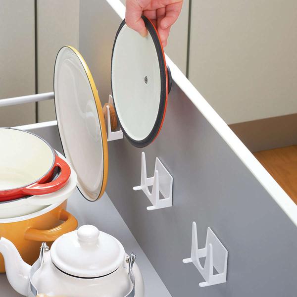 サイズ/本体：約幅5.7×奥行3.5×高さ5.7cm引掛部：約横2.2×縦5cm重量/1個あたり約10g内容量/本体4個、両面テープ材質/ポリプロピレン生産国/日本製耐熱温度/120度耐冷温度/-20度耐荷重/両面テープ耐荷重：約1kg●鍋...