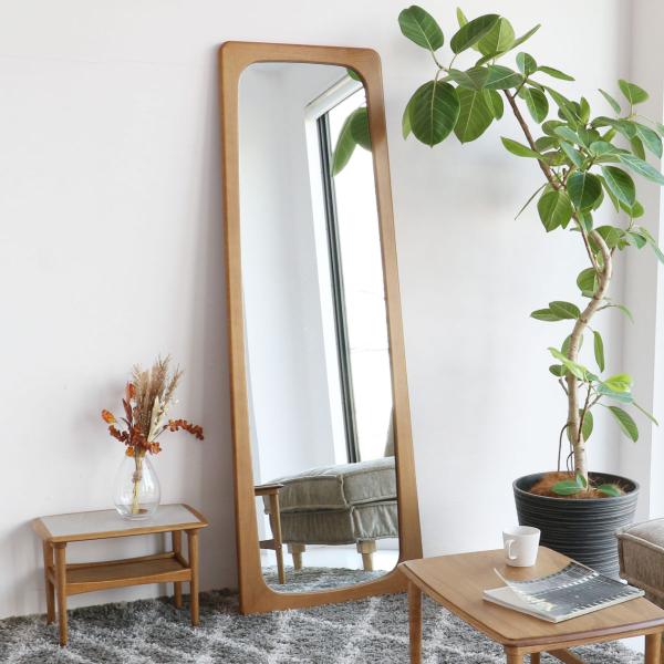 サイズ/約幅62×奥行3.5×高さ172cm重量/約18.5kg内容量/1台材質/フレーム：天然木(オーク材)5mm厚ミラー、繊維板(MDF)ラッカー塗装生産国/ベトナム製組立状態/完成品梱包サイズ/幅177.5×奥行66×高さ7cmお届け...