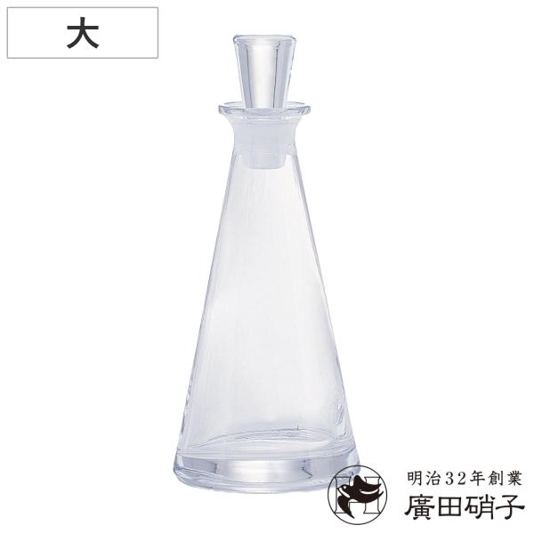サイズ/約幅7.6×奥行7.6×高さ18cm容量/約200ml内容量/1個材質/ソーダガラス生産国/日本製●すり口のガラス栓が付いたドレッシングボトル大サイズです。●安定感のある形で、食卓でも使いやすいです。●ガラスはニオイや色が移りにくい...
