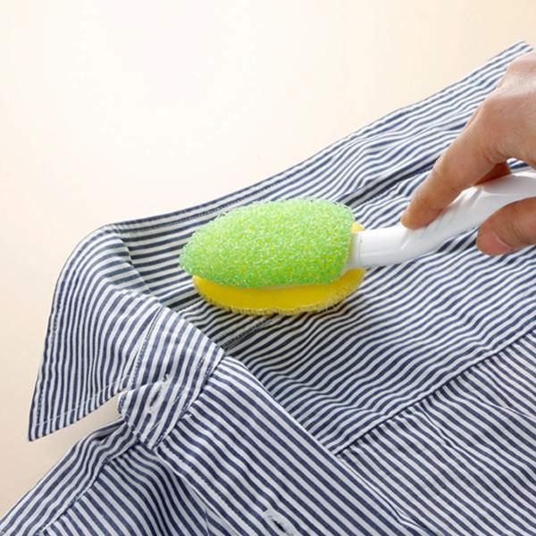 サイズ/約幅5×奥行3.5×高さ19.5cm内容量/1個材質/柄：ポリプロピレン、頭：ポリエステル・ポリウレタンフォーム●繊維の奥まで届くトレピカ襟首・袖口洗いブラシです。●超極細繊維が、取れにくい汚れを奥からかき出します。●ヘッド部分はソ...