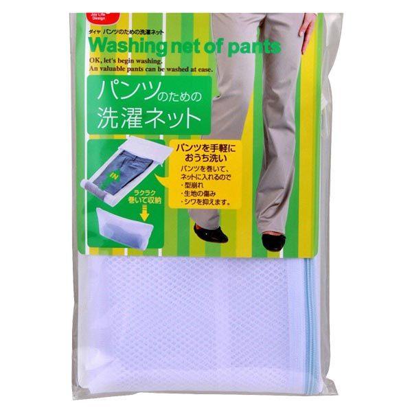 パンツを巻いて洗うのでネットの中でかたよらず、洗濯によってできるしわや型崩れをおさえます。洗濯物どうしによる摩擦を防ぎ、生地やボタンなどの付属品の傷みや、 縫い目の裂けをおさえます。糸くずの侵入をおさえ、ネット内の洗濯物をやさしく守ります。...
