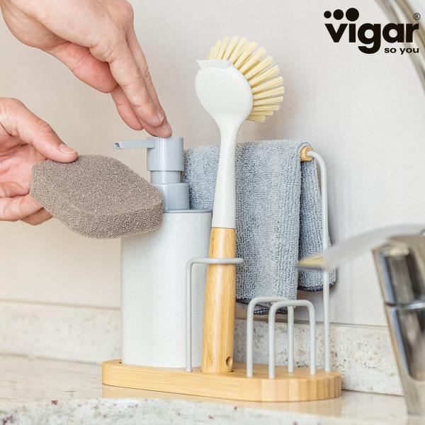 サイズ/約幅22×奥行8.6×高さ25cmブラシ：幅24×奥行6.5×高さ6.3cmボトル：幅7.8×奥行5.5×高さ18cmスポンジ：幅7.3×奥行10.8×高さ2cmクロス：幅24×奥行2×高さ0.1cm容量/ボトル容量：350ml内容...