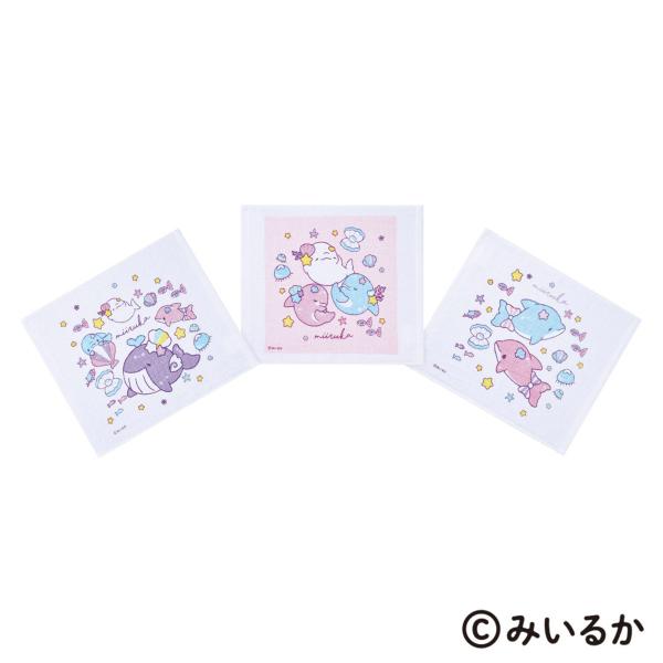 サイズ/約横32×縦29cm内容量/3枚材質/綿100％生産国/中国製●行楽などのお出かけや普段使いに便利なおしぼりタオルです。●洗い替えに便利な3枚組です。●1枚1枚デザインが異なるので、気分に合わせて使い分けられます。●お気に入りのキャ...