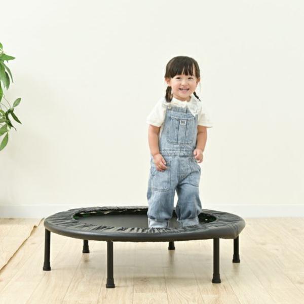 サイズ/約高さ20cm直径：約91cm重量/約4.6kg内容量/1台付属品：カバー×1材質/帯:ゴムフレーム：スチールカバー：PVCマット：PP脚：スチール脚カバー：合成ゴム生産国/中国製耐荷重/100kgまで組立状態/お客様組立品対象年齢...