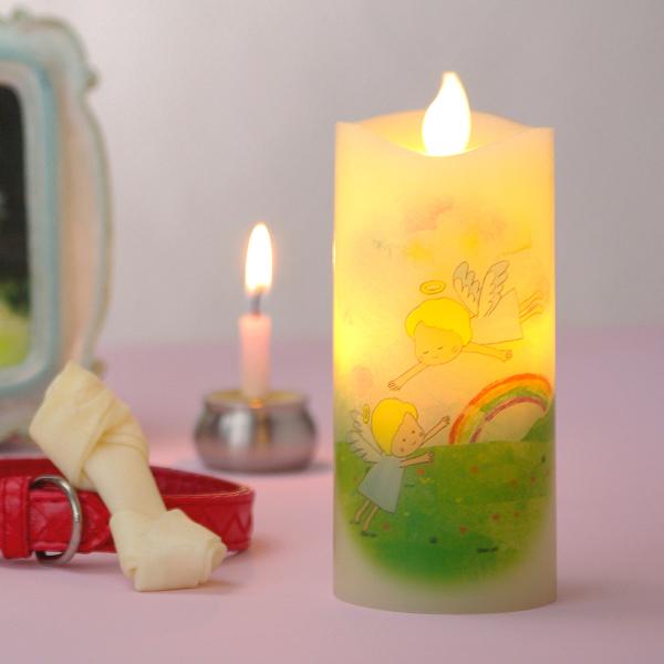 サイズ/約高さ13cm直径：約5.5cm重量/約170g内容量/1個材質/ワックス、ABS樹脂●やさしいひかりを灯すLEDローソクです。●本物のロウを使ったリアルな質感と、自然な炎の揺らぎを再現しています。●やさしいタッチのイラストで、ペッ...