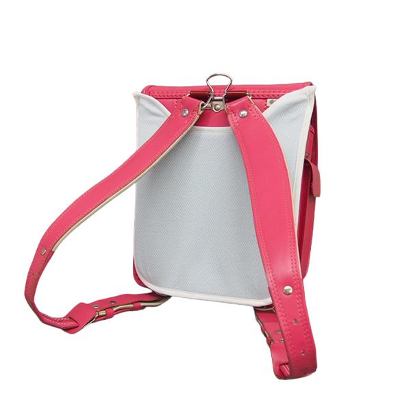 サイズ/約幅25.5×奥行0.5×高さ30cm重量/約42g内容量/1枚材質/表地 ：コットン・ポリエチレン 裏地：ポリエステルテープ部： ポリエステル・コットン生産国/日本製●冷感素材でお子さまの背中の蒸れを軽減し、快適に過ごせます。●厚...