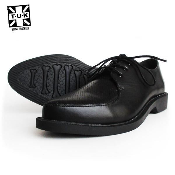 イギリス生まれのカリフォルニア育ちのシューズブランド、「TUK（ティーユーケー）」GREEN DAY（グリーンデイ）、ブライアンセッツァーなど有名ミュージシャンも多数愛用の人気ブランドです。アッパー素材がレザー、先端尖り系のジャムシューズ。...