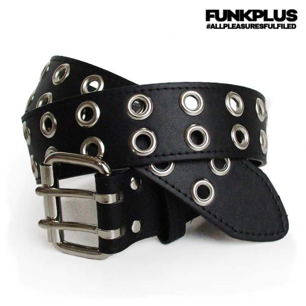 スタッズベルトやリストバンド等、パンクファッションにかかせないアイテムで人気のブランド“FUNK PLUS/ファンクプラス”ダブルのハトメ穴が存在感抜群のベルトです。バックルは変更不可です。存在感抜群のベルトはシンプルなコーディネートのアク...