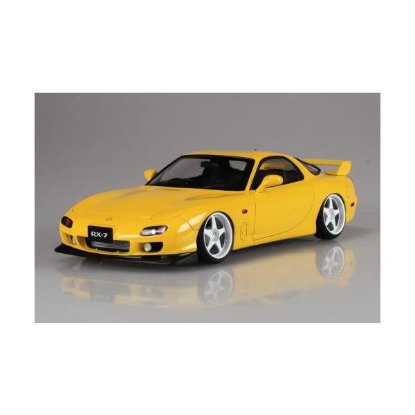 新機構シャーシで足回りが自由自在！＜金型大幅追加＞人気スポーツカーに新機構のシャーシを組み合わせ、完成後も車高とキャンバー角、ステアリング角が変更できるエアサスカスタムシリーズが新登場！ ステアリングは左右が連動、車高とキャンバーは4輪それ...